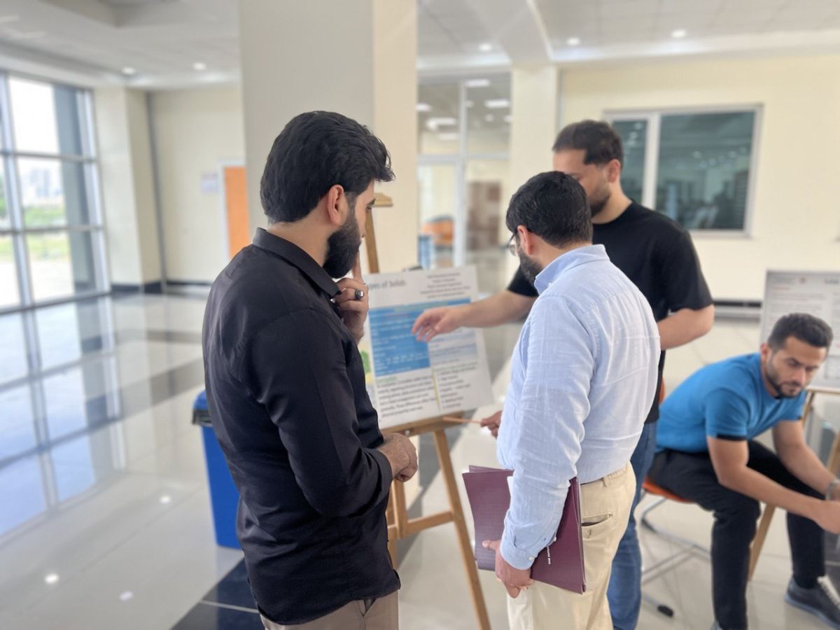 Students Showcase Work in Solid State Physics - Physics Education ...